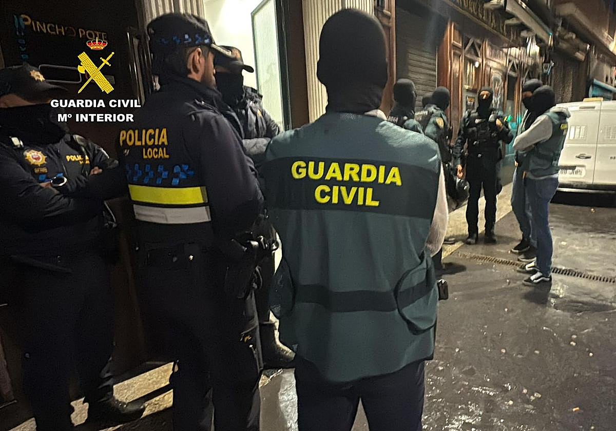 Desmantelado un punto de venta de droga en un piso del paseo Libertad de Arnedo | La Rioja